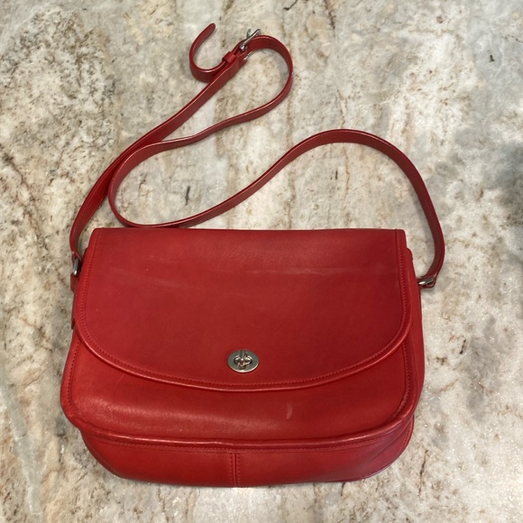 Coach | Bags | Vintage Coach City Bag Classic Red Leather Purse 979 ...